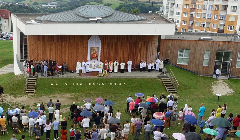 Na Rozkvete oslávili svoju patrónku - Spravodajstvo - Katolícke noviny