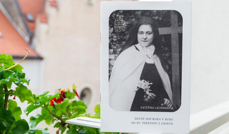 Deväť dní ruka v ruke so sv. Teréziou z Lisieux - Kultúra - Katolícke ...
